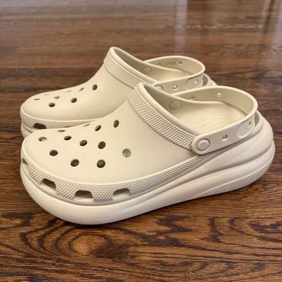 CROCS | Shoes | Crocs Crush Beige Synthetic Slide Platform Sandals Size ...